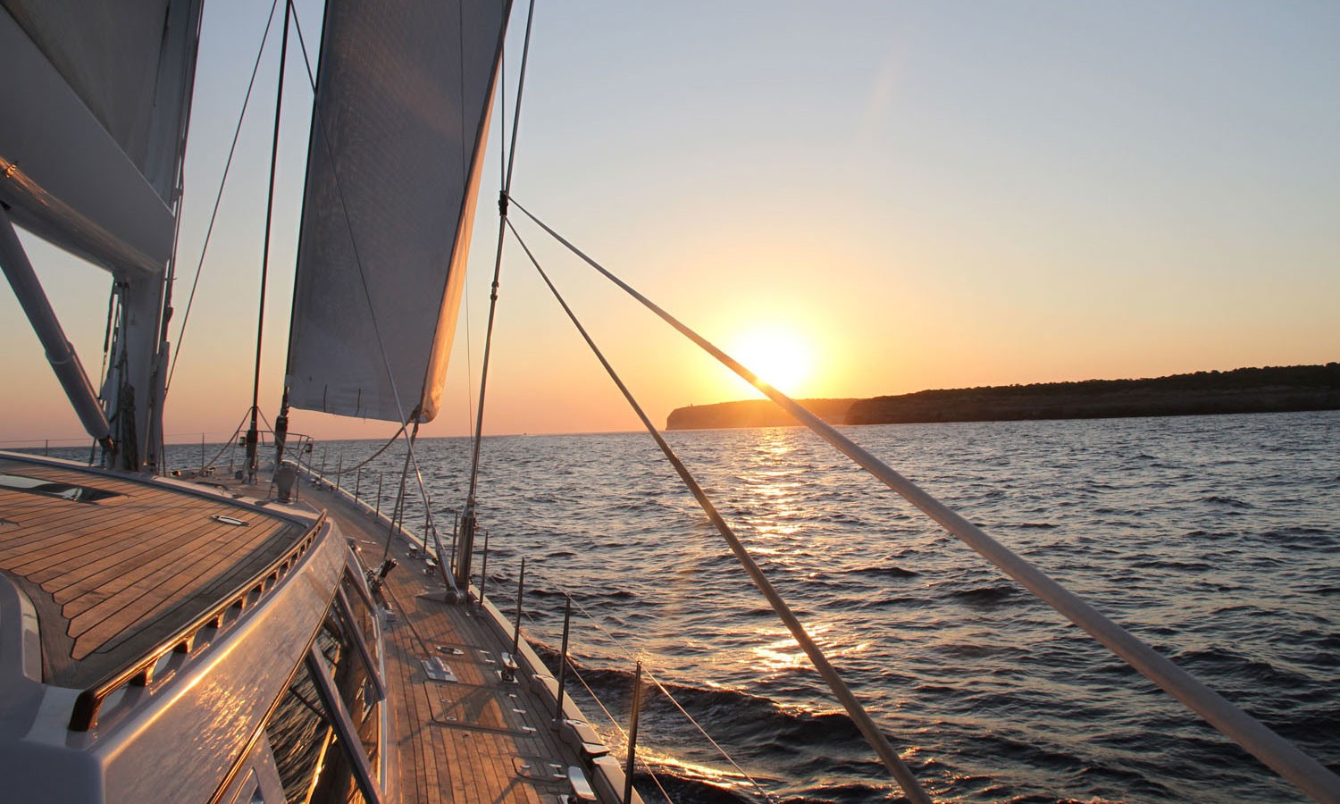 Yacht CAVALLO, Baltic Yachts | CHARTERWORLD Luxury Superyacht Charters